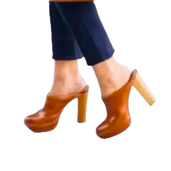 Frye | Shoes | Frye Natasha Leather Platform Clog 85m | Poshmark